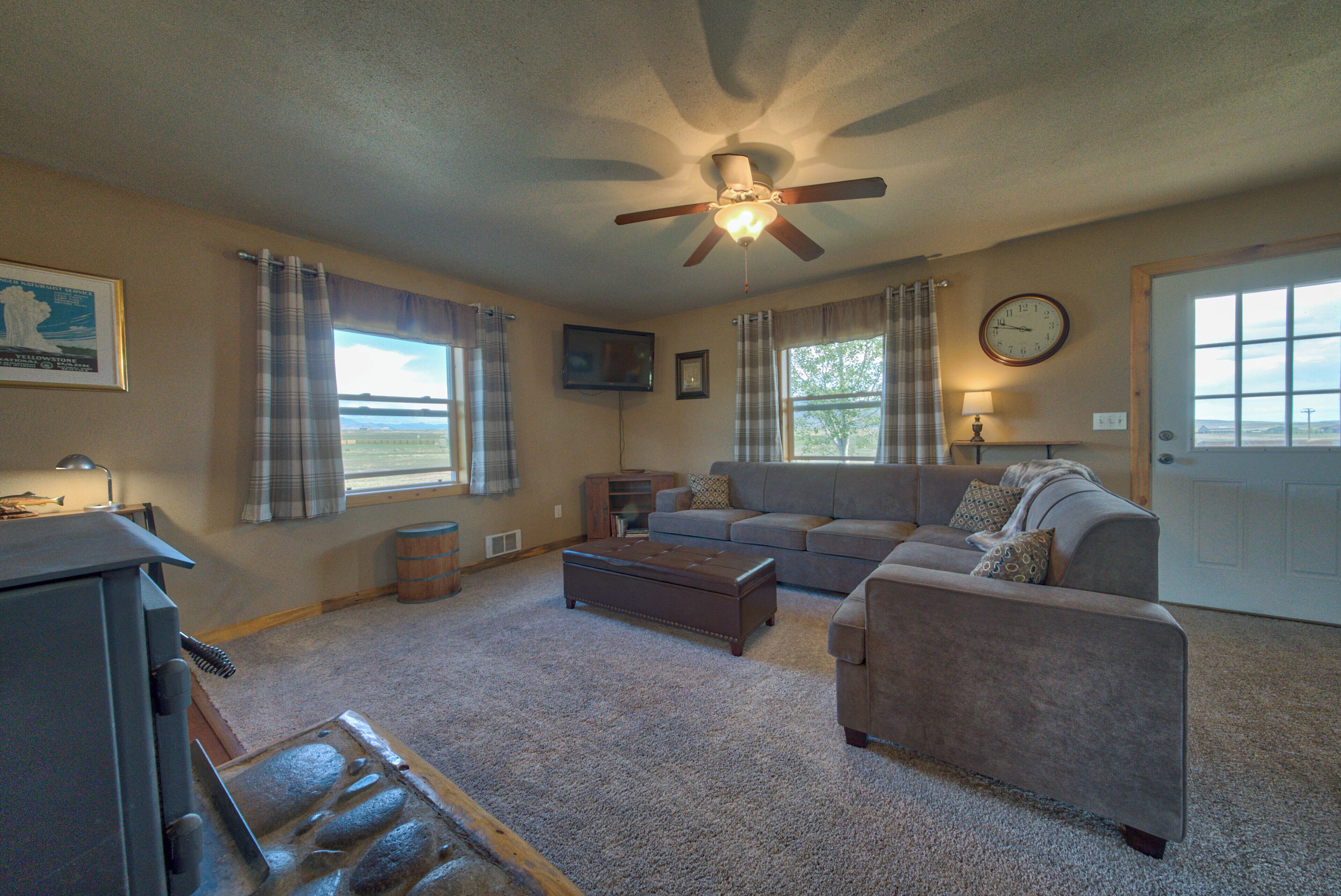 Newer Cozy Cabin; Private & Under 10 Minutes To Cody! - Wyoming