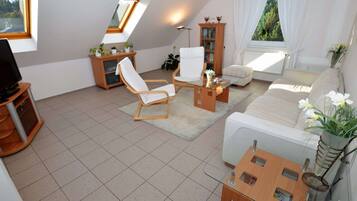 Villa | Sala de estar | Lareira