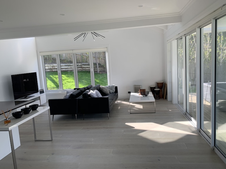 Private Beach Front Property In Paradise - Matakana