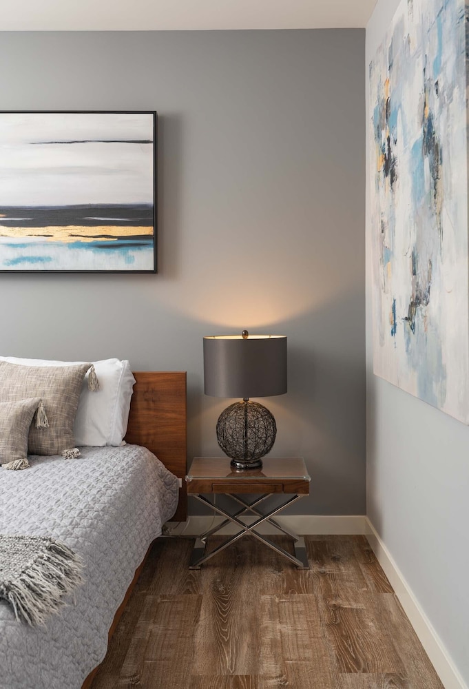 Apt 14 Is 200 Yards To The Beach - Ventura County, CA