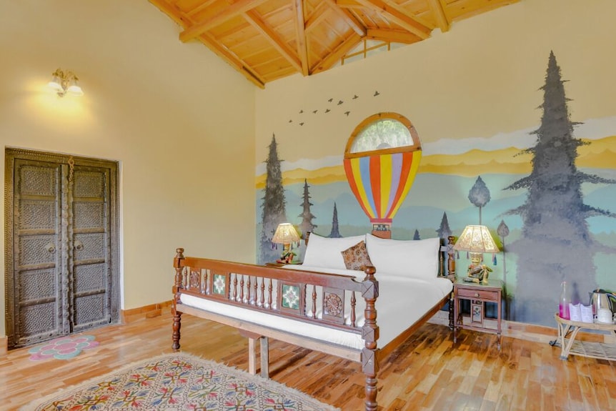 Balloon Room, Arthouse - Uttarakhand