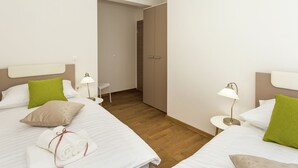 Vila | 2 quartos, individualmente mobiliados