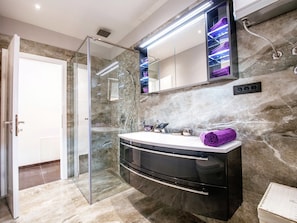 Apartamento | Casa de banho