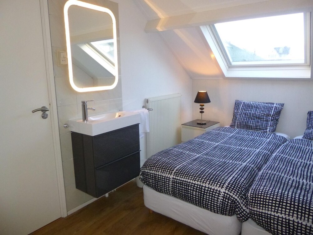 Holiday House Noordwijk Aan Zee For 1 - 4 Persons With 2 Bedrooms - Holiday House - Lisse