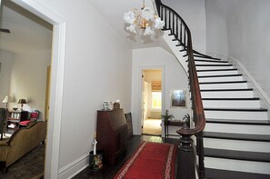 Casa, várias camas (Manor at Berkeley Springs) | Interior