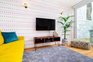 Apartamento, 1 quarto, não fumadores | Sala | TV de ecrã plano 