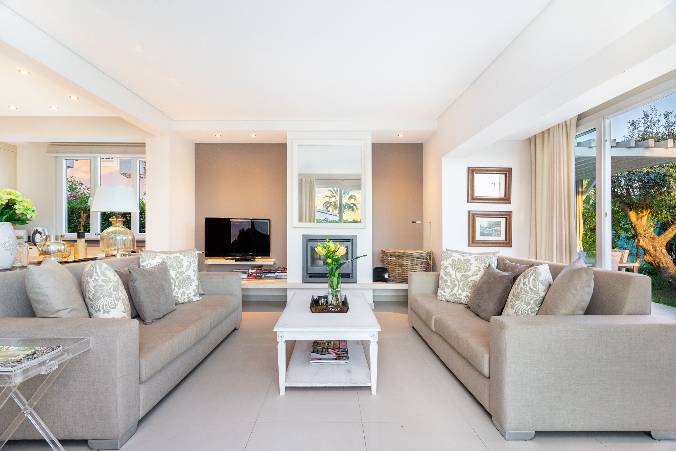 Villa, 3 quartos, não fumadores | Sala | TV de ecrã plano 