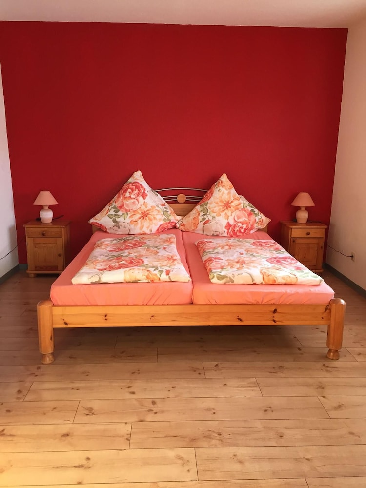 Ferienwohnung Wassenach Für 1 - 4 Personen Mit 1 Schlafzimmer - Ferienhaus - Bad Neuenahr-Ahrweiler