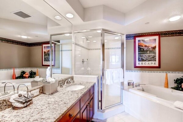 Ski, In Ski Out 2 Bedroom Vacation Condo With Resort Amenities That Include Exercise Center, Indoor Pool, And Hot Tubs - Avon, CO