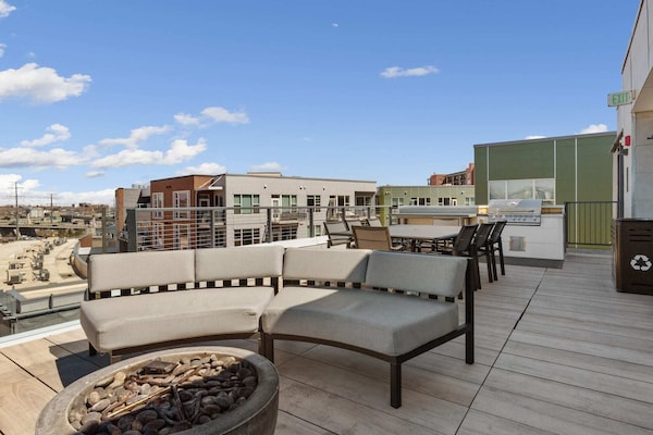 Kasa | 1bd, Catch A Game At Empower Field | Denver - Washington Park - Denver