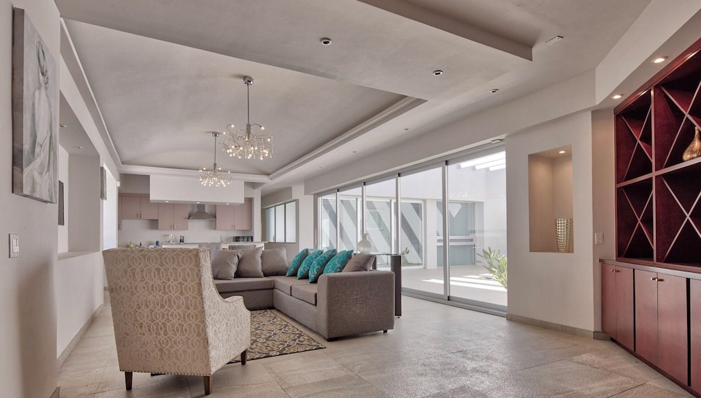 Gorgeous 3 Bed/3bath Home In The Heart Of Ensenada! - Ensenada