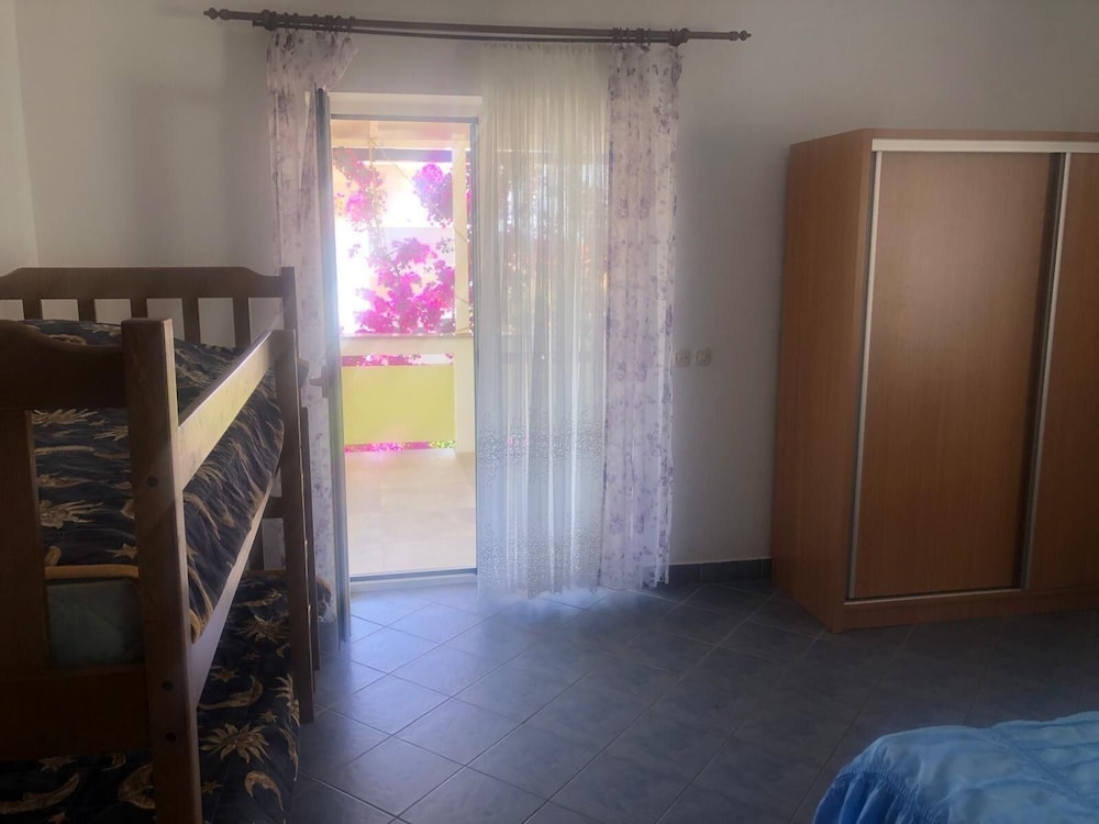 Ferienwohnung Vir Für 2 - 6 Personen Mit 1 Schlafzimmer - Ferienhaus - Zaton