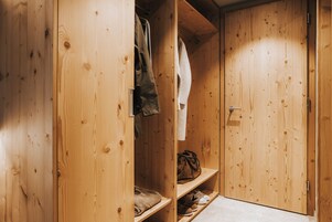 Quartos insonorizados, Wi-fi grátis, roupa de cama fornecida 