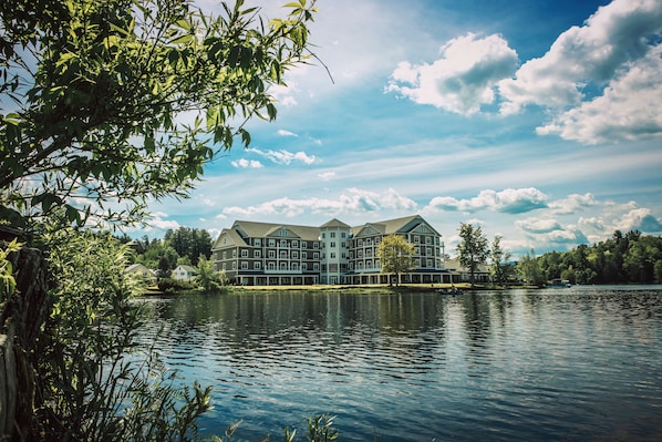 Saranac Waterfront Lodge, Trademark Collection by Wyndham in Saranac ...