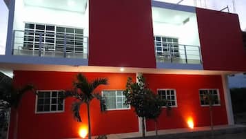 Fachada da propriedade