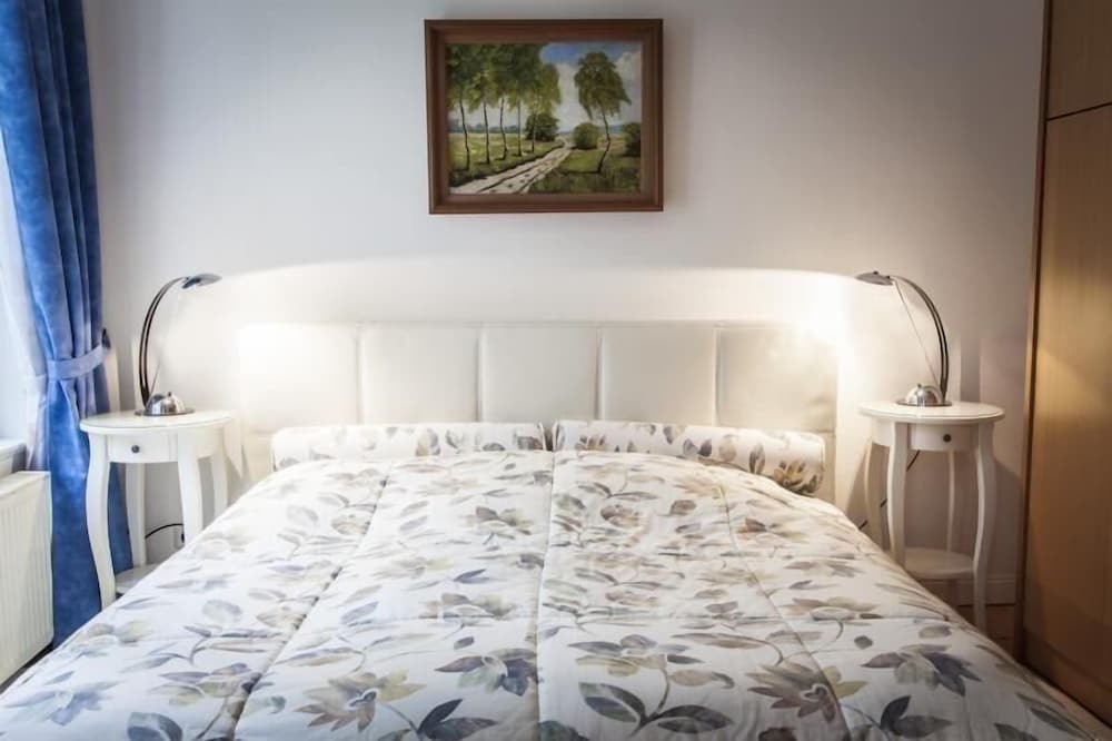 Ferienwohnung Zeuthen Für 1 - 4 Personen Mit 2 Schlafzimmern - Ferienhaus - Heidesee