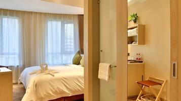 Quarto Duplo Exclusivo, não fumadores | Cortinas/cortinados opacos, Wi-fi grátis, roupa de cama fornecida