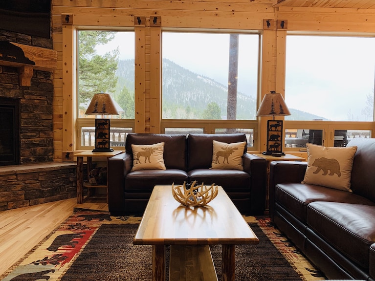 Bighorn Lodge-10 Minutes To Ynp+hot Tub+wifi+ac - Idaho (State)