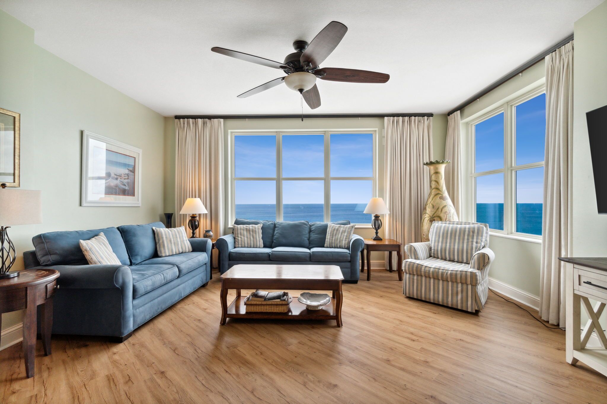 Ultimate Beachfront Getaway: Gulf Front Condo On The 17th Floor! Beach Service Included! - Panama City Beach, FL