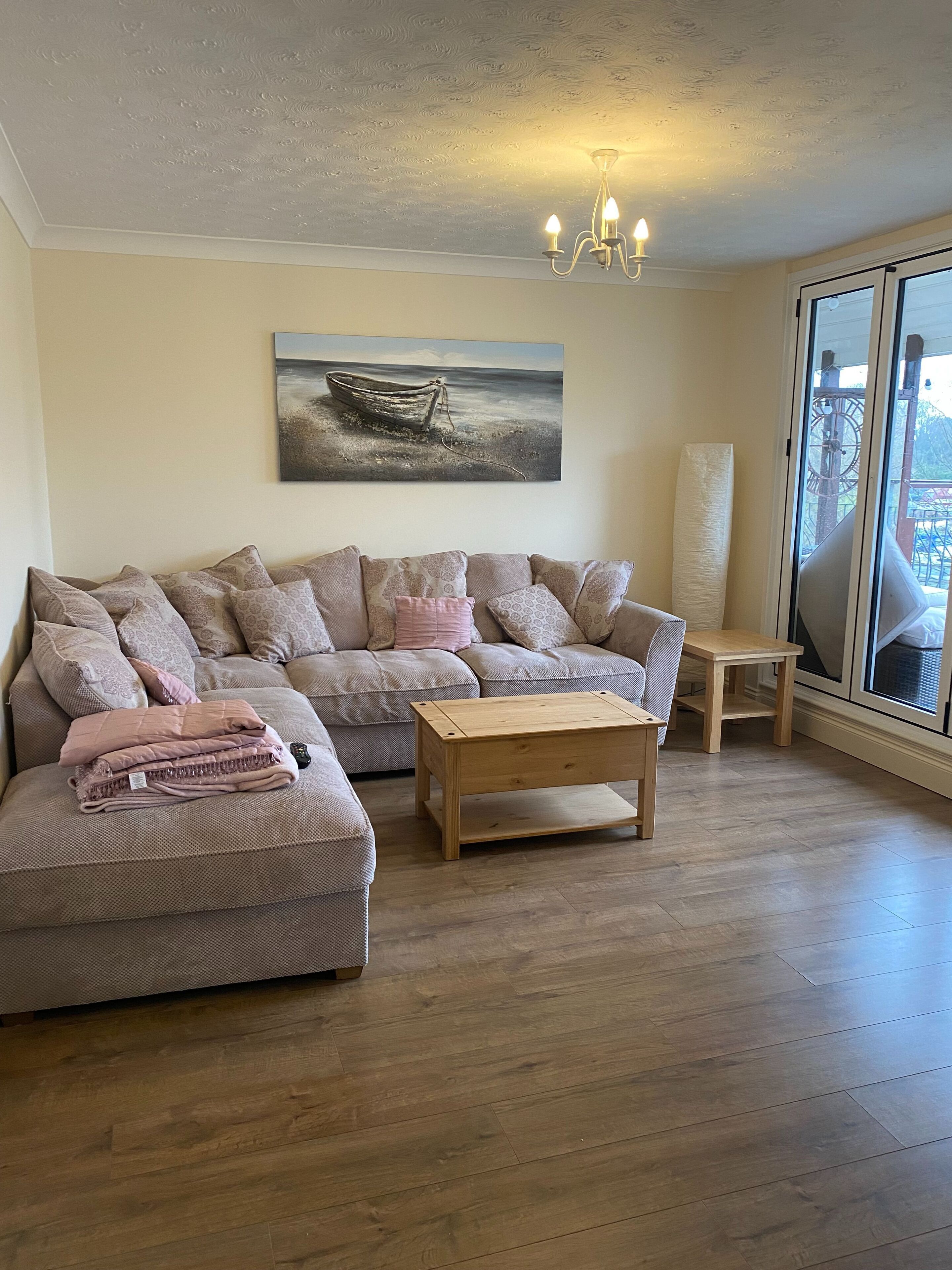Waterfront House  3 Br  Parking  St Neots Town Centre - St Neots