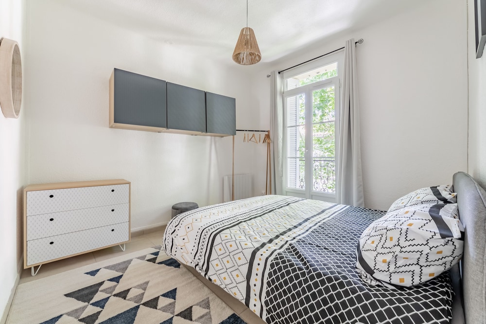 So Azur - Attractive T2 - 40 M² - City Center Market - Var
