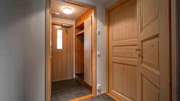 RukaTonttu 43, Sauna | 2 quartos, com decoração personalizada, com mobília individualizada