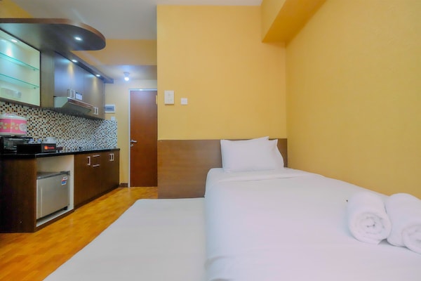 Cozy Minimalist Studio @ Taman Melati Margonda Apartment By Travelio - Depok