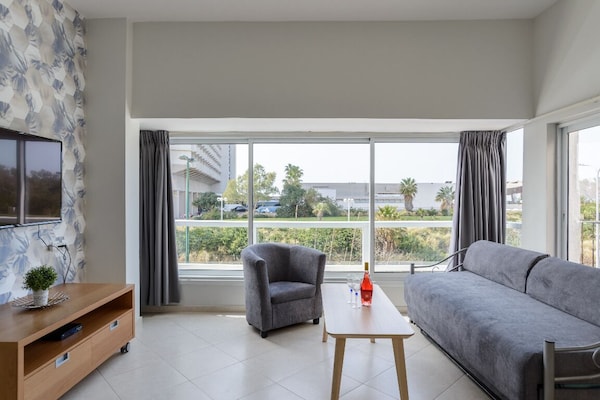 Holiday Apartment Tel Aviv For 1 - 5 Persons With 1 Bedroom - Holiday Apartment - Tel Aviv