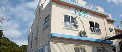 Fachada da propriedade