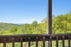 Condo (2 Bedrooms) | Comodidades da propriedade