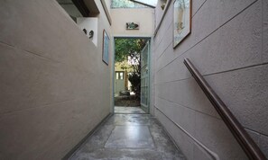 Entrada (vista interior)