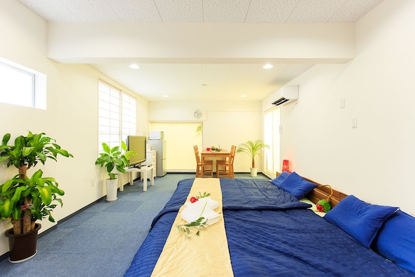 Quarto, 1 quarto (Dokanzaka) | Wi-Fi de cortesia, roupa de cama