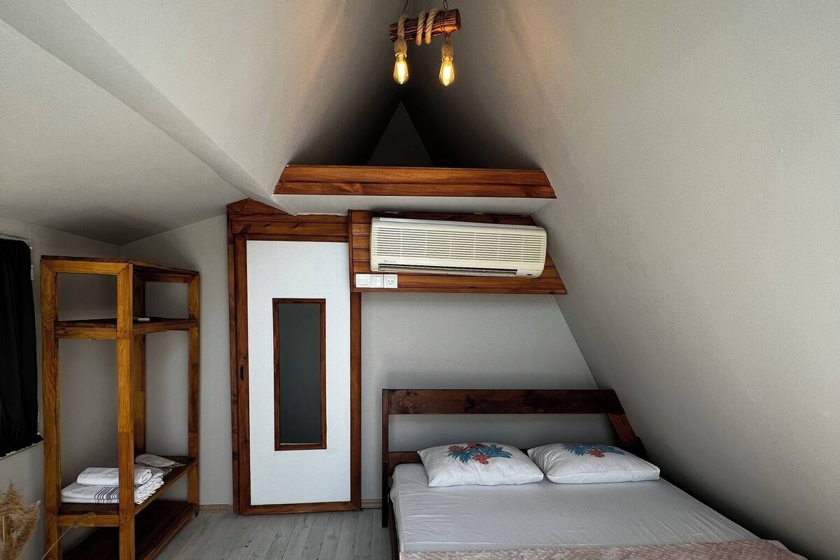 Roupa de cama fornecida 