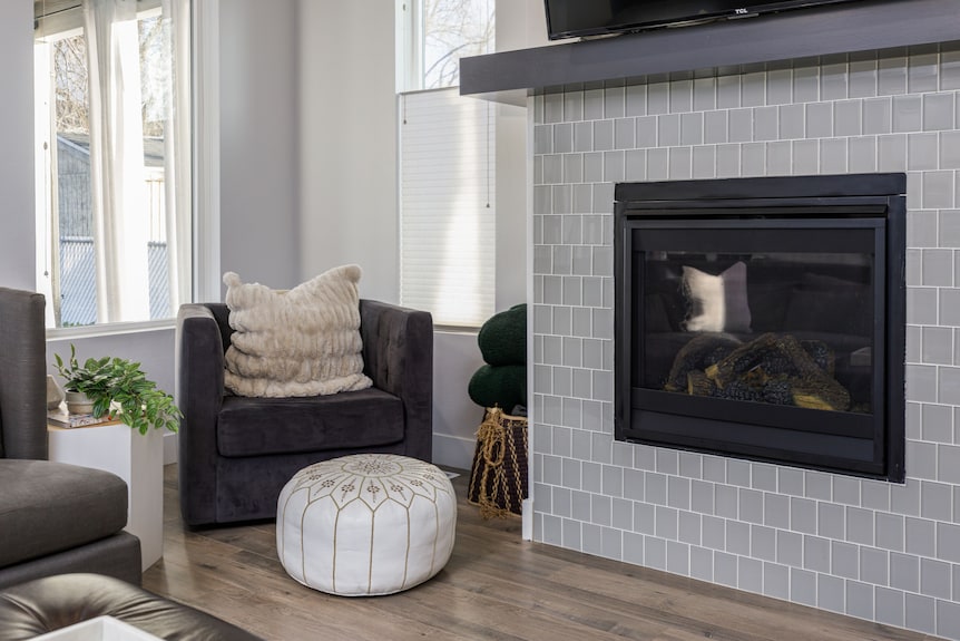 Luxury Ski House, Hot Tub, Fire Pit, Basketball Court, Excellent Beds & Linens. - West Jordan, UT