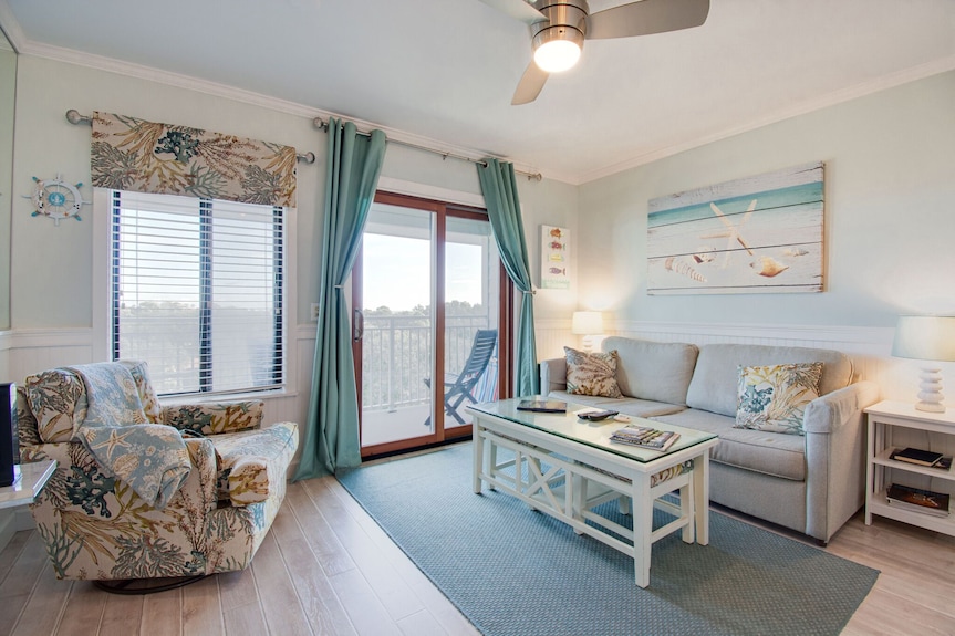 Ocean View - Beautiful Penthouse Condo - Large Heated Pools & Hot Tubs! - South Carolina