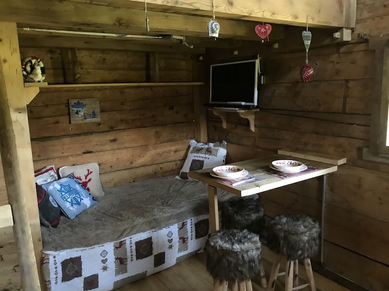 Le Chalet éPoque Napoléonienne Dans Le Haut Jura - Lac de Vouglans