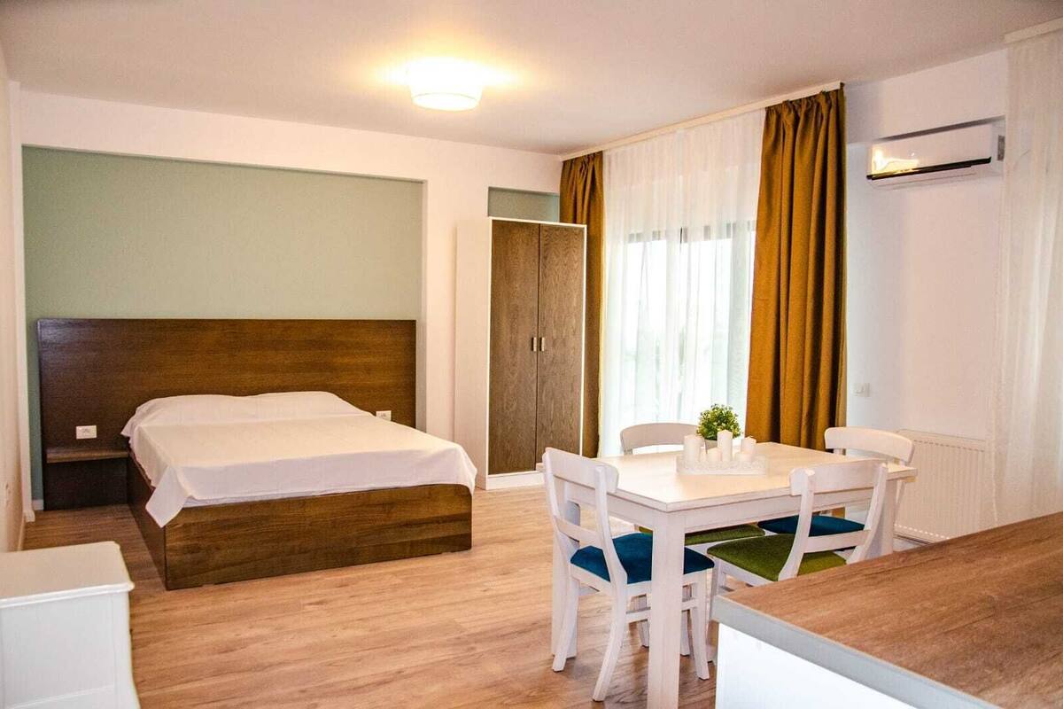 Estúdio Básico | 2 quartos, Wi-fi grátis, roupa de cama fornecida