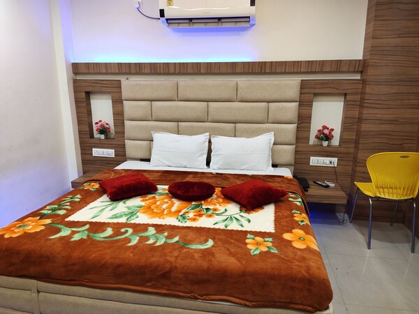 Hotel Ganga Regency - Bhopal