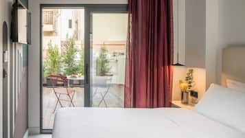 Quarto Duplo, terraço | 1 quarto, roupa de alta qualidade, minibar, cofre no quarto