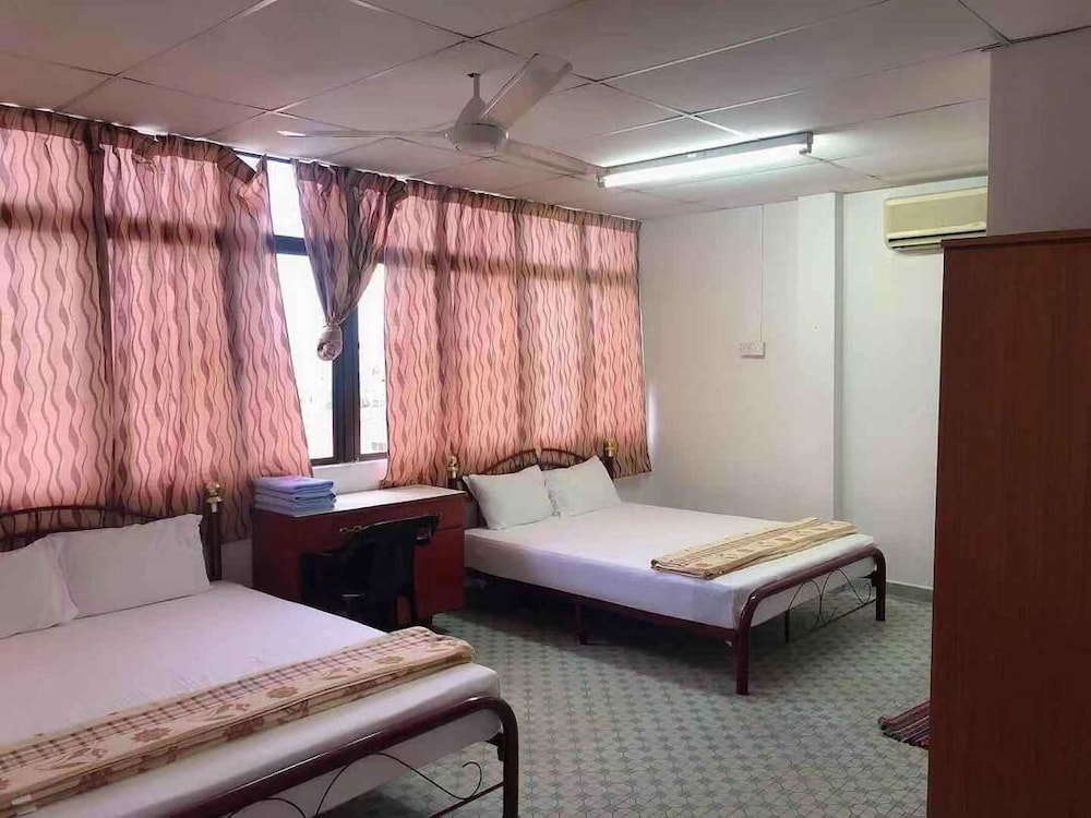 Axlink Global Homestays - Muar
