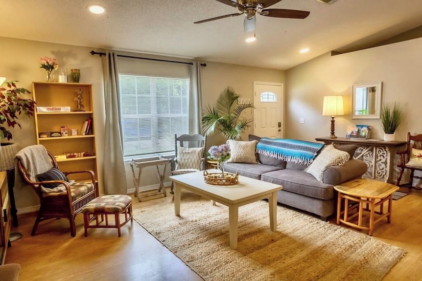 Life's A Breeze! Updated 3br 5min To Pcola Beach - Pensacola, FL