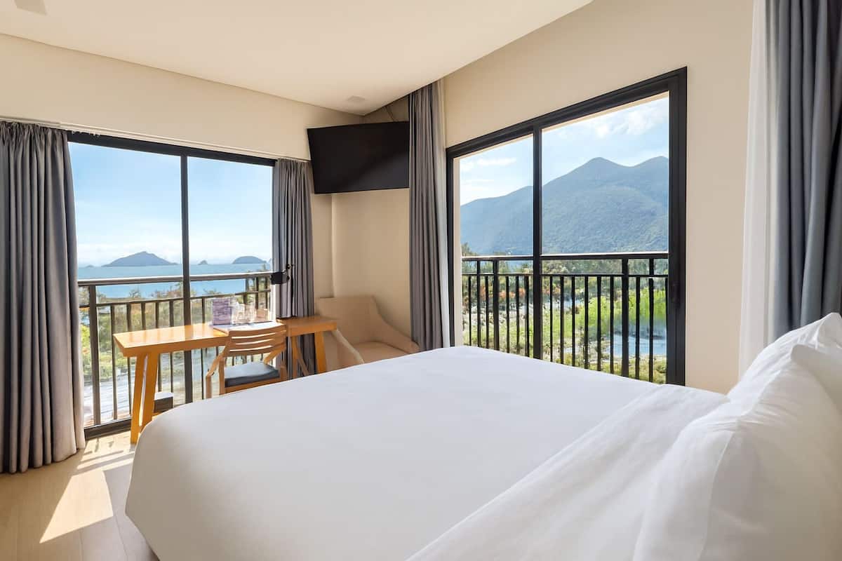 Quarto casal luxo, vista para o mar | Vista do quarto