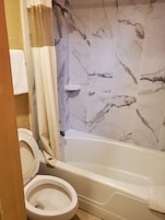 Secretária, Wi-fi grátis, roupa de cama fornecida