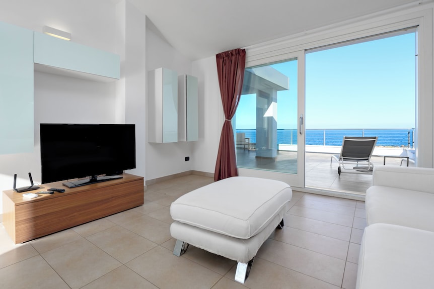 Appartamento Attico 12a A Villa Marconi Con Vista Mare E Terrazza Solarium Panoramica - Golfo Aranci