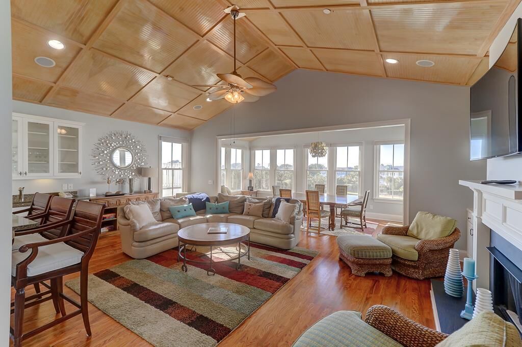 Casa, várias camas (21 Ocean Point) | Sala de estar