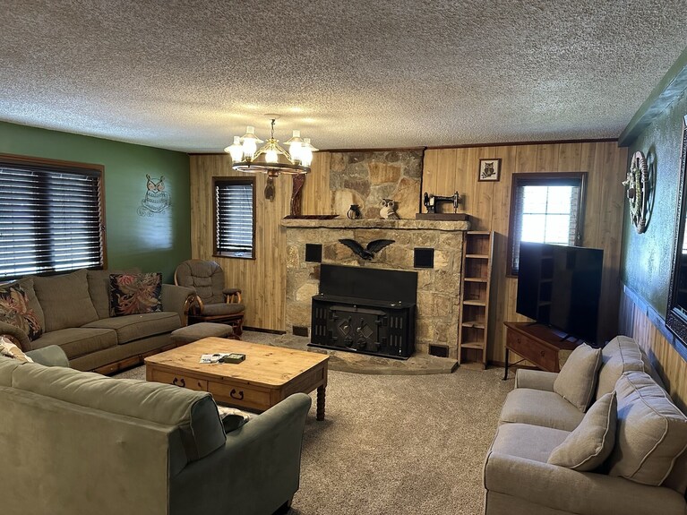 Large,3 Bdrm, Lake View/access Home W/ Rustic/modern Charm, Resort Amenities - Mountain Home, AR