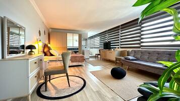 Quarto de Luxo | Minibar, secretária, quartos insonorizados, Wi-fi grátis