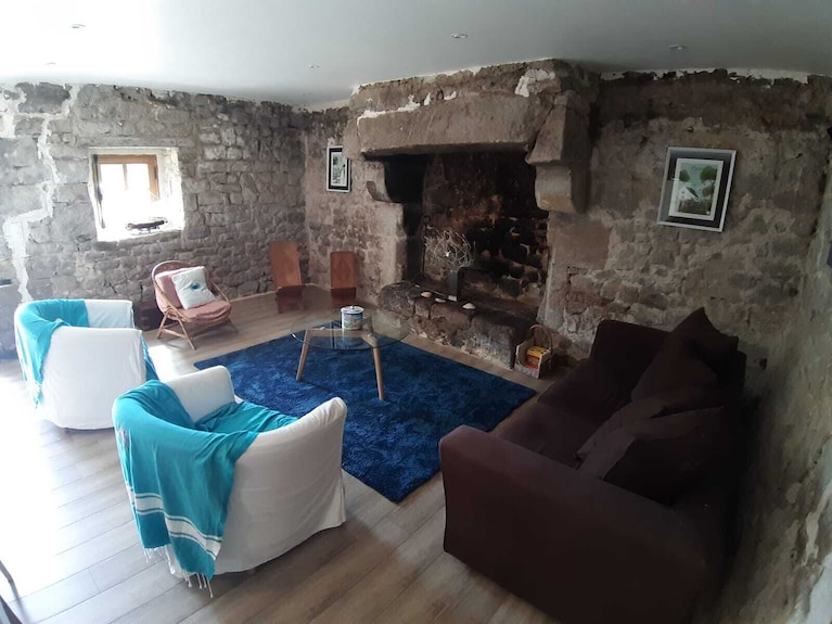 Ferme Du Xvii Rénovée, Située Entre Terre Et Mer, 8-10 Personnes . - Carnac