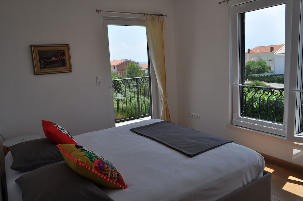 Luxurious Duplex Apartment With Private Pool And Garden - Trogir