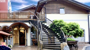 Entrada do alojamento